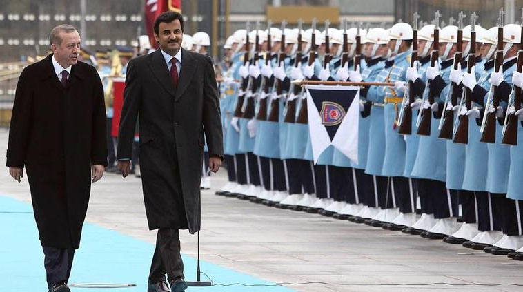 أردوغان يوافق على إرسال طائرات وسفنا حربية تركية إلى قطر