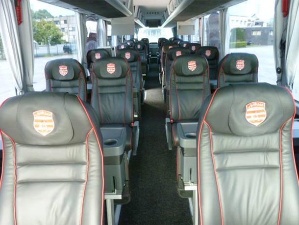 En photos : Le Club Africain s'offre un nouveau bus